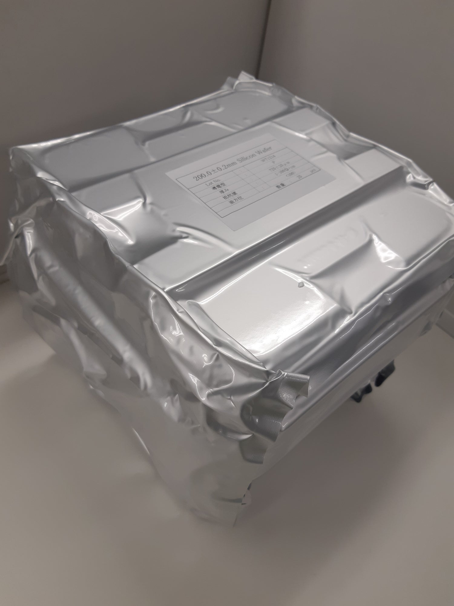 8インチシリコンウェハ 8INCH SILICON WAFER – 協同インターナショナル